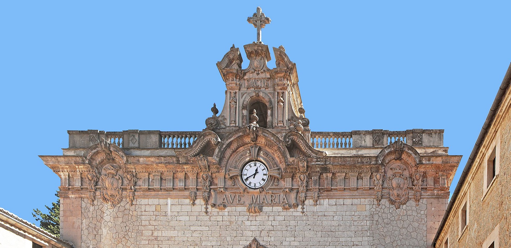 Lluc Monastery | Santuari de Lluc | Des Güell a lluc a Peu
